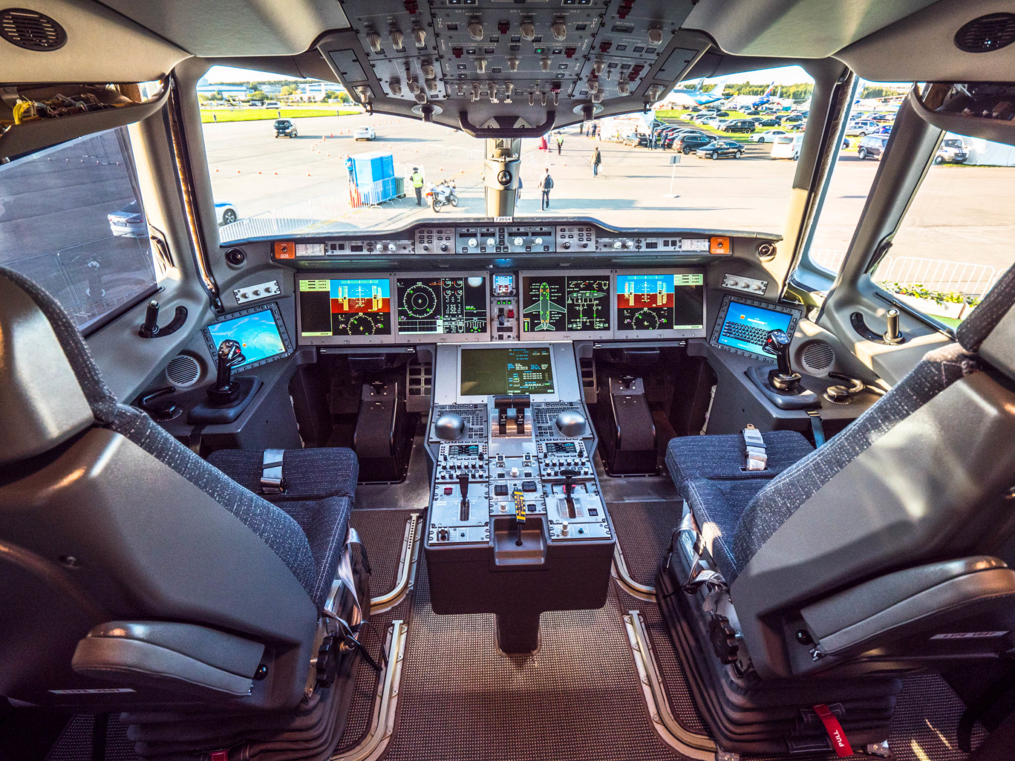 VIDEO: On board Irkut MC-21-300 testing plane – flyRosta.com